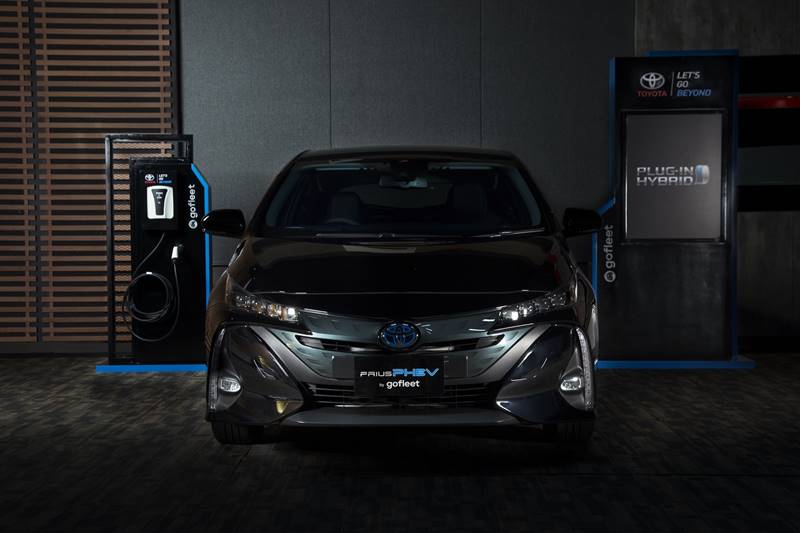 Perdana, Toyota Prius PHEV Resmi Jadi Armada Online | dapurpacuid