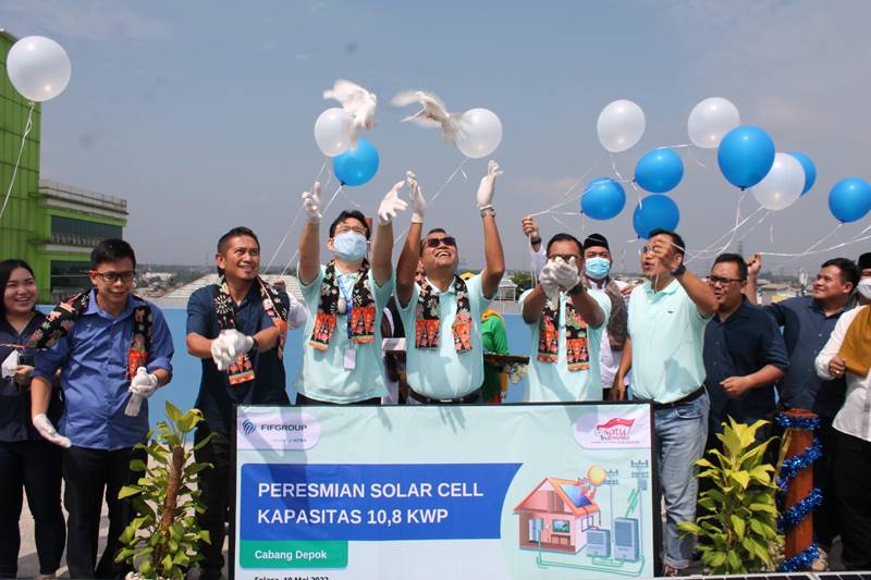 FIFGroup Terapkan Solar Panel ke-6 di Cabang Depok, Makin Hemat Biaya ...
