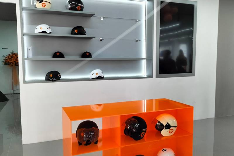 Inilah Showroom Pertama Yadea di Indonesia, Mewah dan Lengkap